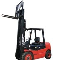 China 3 Ton Gasoline Forklift with Excellent Condition and Overall Dimensions 2675 * 1225* 2105mm for sale
