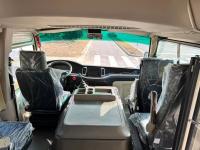 China Euro 2 Emission Standard 16-29 Seats Mini Vehicle Bus with Diaphragm Type Clutch for sale