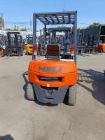 China Clean and Powerful 2.5 Ton Diesel Forklift Truck for Cargo Transportation on Farms for sale