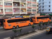 China Direct Supply Diesel 50 Seater Coach Bus with High Capacity and Double Coin Tires for sale