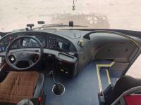 China Euro 2 Emission Standard 30 Seats Luxury Coach Bus with Manual/Automatic Transmission for sale