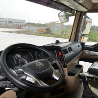China 2024 Howo Front Lifting 12 Wheels 60T Diesel Heavy Tipper Truck for Mining Transport for sale
