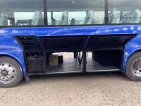 China 35 Seaters Used Coach Bus Left Drive Diesel Engine Yuchai Engine 8995*2490*3490mm for sale