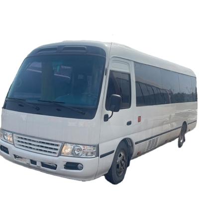 China Max Power of 113/5200 kW Tourist Luxury Bus Used 7m 6 Cylinder Toyota Coaster Bus for sale