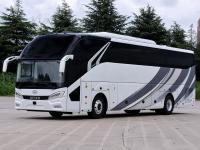 China Manual Transmission 50 Seats Comfortable Tour Passenger Coach Bus with 6000mm Wheelbase for sale
