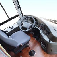 China s Leading RHD Luxury Automatic Coaches Bus with Euro 3 Emission Standard Seats 50 for sale