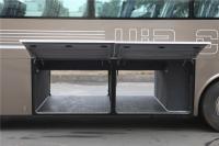 China Diesel Seat Origin Type 49 1 1 Seats Used Dongfeng Luxury Coach with Engine Capacity 8L for sale