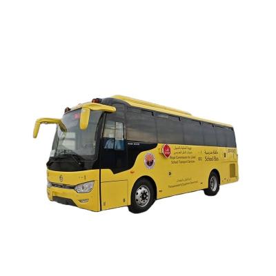 China 8995*2500*3480mm LHD Diesel 30 1 1 Seats Coach Bus with 280L Fuel Tank Capacity for sale