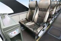 China Used 24-57 Seats Diesel Tourist Bus with 8424mL Displacement and Manual Transmission for sale