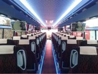 China 70 Seats Right Hand Driving Power Steering Luxury Coach Bus with 6125 Engine Capacity for sale