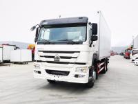 China Minus 18 to 20 Centi Degree Temperature Range Sinotruk HOWO 6x4 Refrigerator Van Truck for sale