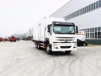 China Minus 18 to 20 Centi Degree Temperature Range Sinotruk HOWO 6x4 Refrigerator Van Truck for sale