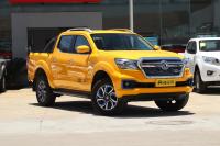 China Left-Hand Drive 4x4 Electric Cars Dongfeng Pickup Truck with Manual Transmission for sale