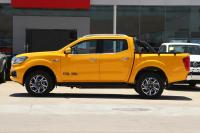 China Left-Hand Drive 4x4 Electric Cars Dongfeng Pickup Truck with Manual Transmission for sale