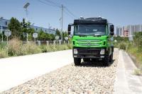 China Manual 8-speed Gearbox and 155kw Power 6*6 Desert Passenger Bus for Mining in Dongfeng for sale