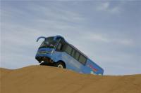 China 6700mm Length 4x4 Desert Bus Off-road Awd 14 Seats Passenger Bus For Africa Euro 3 Emission Standard for sale