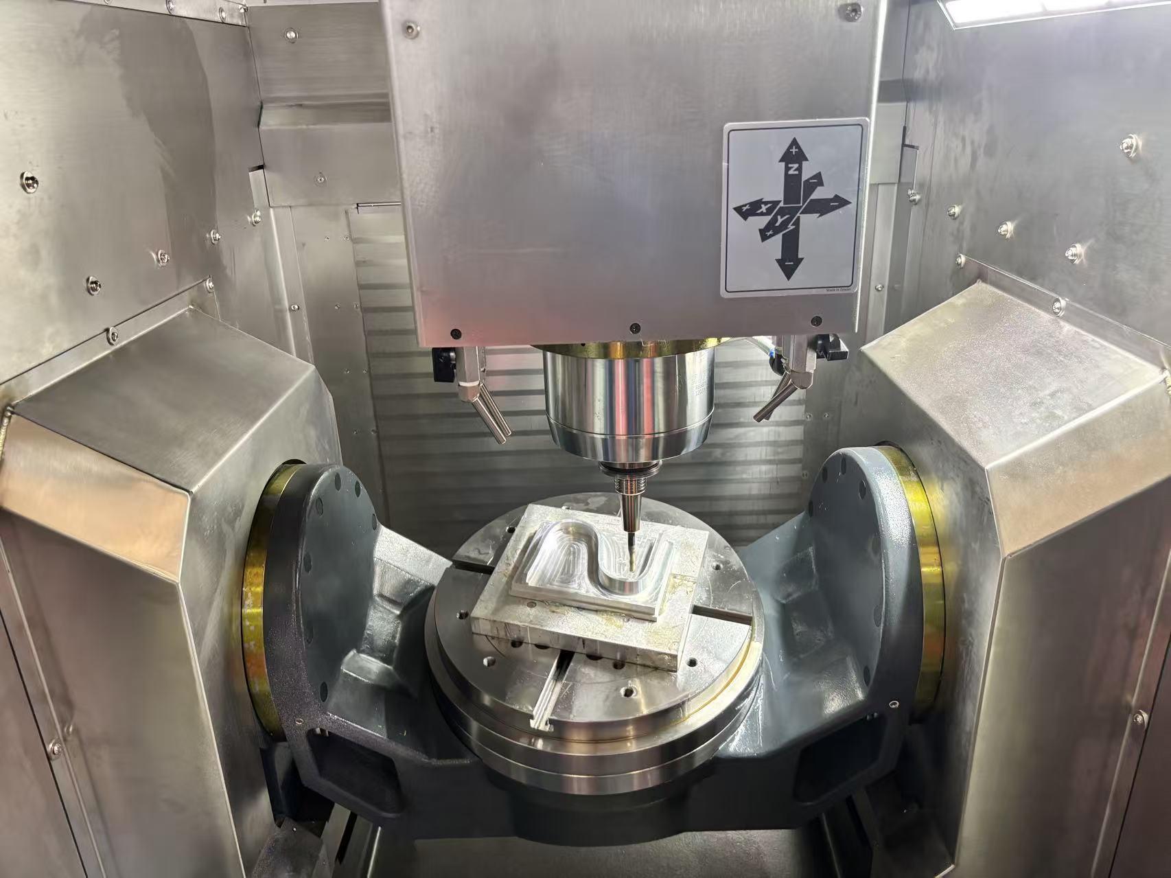 5-axis Machining Center on CCMT2026