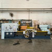 China CW61100 Horizontal Heavy Duty Lathe Machine: 6-Ton Load Capacity With 755mm Hardened Guideway for sale