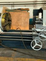 China 20m Long Lathe Machine CW61100 With 6 Ton Load Capacity For Heavy Shaft Machining for sale