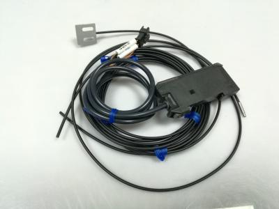 China E3X-DA41RM-S-17 YG100 Conveyor Fiber Sensor KHW-M928A-000 YS12 YS24 for sale