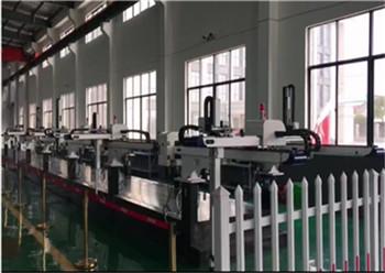 China JBE-1100 1200 1300P 380-420KG 2 Axis Servo Driven Robot Arm for Injection Molding Machine for sale