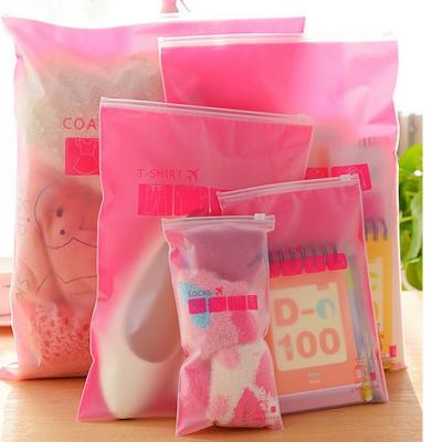 China Transparent PE Plastic Zipper Packaging Bags for Clothing for sale