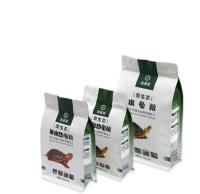 China Custom Printed Laminated Side Gusset Tortoise Feed Bag 100micron Thickness for sale