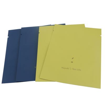 China Custom Three Side Heat Seal Aluminum Foil Vacuum Tea Packaging Bag Mylar Pouch 20-200 Micron for sale