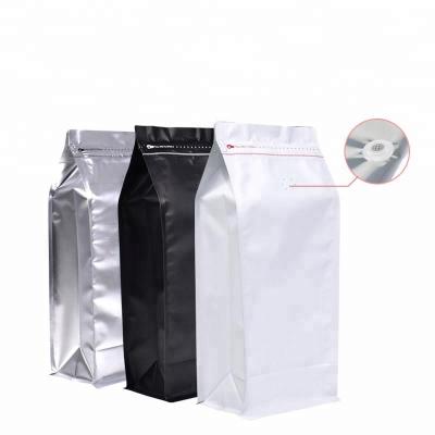 China Custom Printed Flat Bottom Gusset Kraft Paper Coffee Bag with Resealable Zipper and Valve 500g for sale