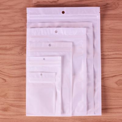 China Custom Printed Clear Zipper Bags 10000 Pieces Food Grade Reclosable Plastic Pouches for sale