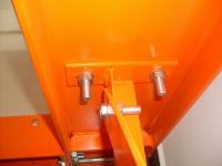 China Heavy Duty Q235B Steel Cantilever Warehouse Racks Powder Coated For Car for sale