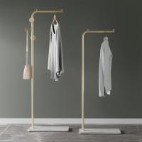 China Modern Design Luxury Coat Rack Floor Standing Metal Frame Hanger For Living Room Bedroom Clothes Storage Scarf Bag Hat for sale