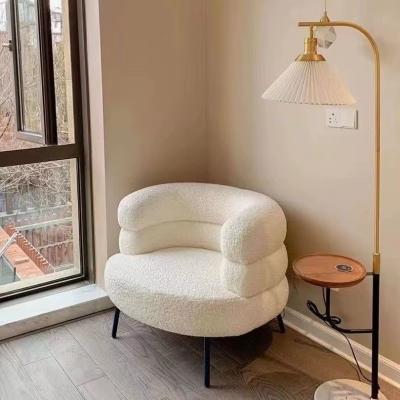 China Soft and Comfortable Modern Accent Chair for Living Room Bedroom Curved Design Backrest Single Couch in Lambswool Fabric for sale