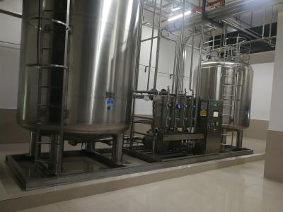 China 500L Capacity Steam Distillation Plant With Food Grade Stainless Steel PLC Touchscreen Control for sale