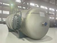 China Corrosion Resistant Horizontal Stainless Steel Storage Tank for Global Industrial Applications for sale