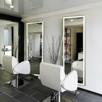 China Silver LED Full Length Backlit Salon Mirror 3000K-6000K with 12V Power and 50,000 Hour LED Lifespan for sale