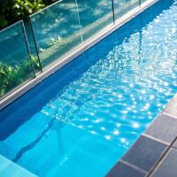 China Tempered Safety Glass Secure Shower Room Pool Enclosure Solution for sale