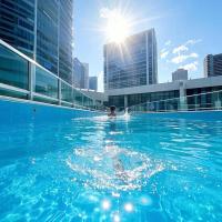 China Tempered Glass Application Pool Partition Custom Size for sale