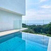 China Tempered Glass Application Pool Partition Custom Size for sale