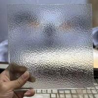 China Mild Physique Patterned Decorative Glass For Elegant Showcase Shower Rooms for sale