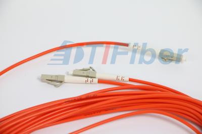 China FTTH LC APC 1x2 PLC Splitter 3.0mm G657A Fiber Optic Cable 1260-1650nm for sale