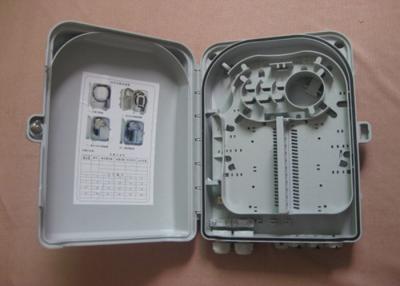 China SC LC Fiber Optic Distribution Box ABS Plastic Housing 16 Ports Wall Mount for sale