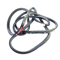 China DustProof Safe Stable Clip Channel System Rubber Abrasion Resistant Coating Front Door Seal Strip for Auto Truck Door for sale