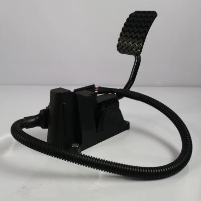 China FAW J6 truck parts electronic throttle pedal 1108010-82T. for sale