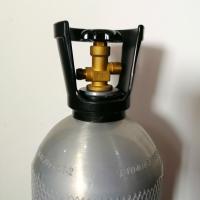 China Scuba Tank 2L for Carbon Fiber Cylinder 3L within Carbon Dioxide Gas Storage Medium for sale