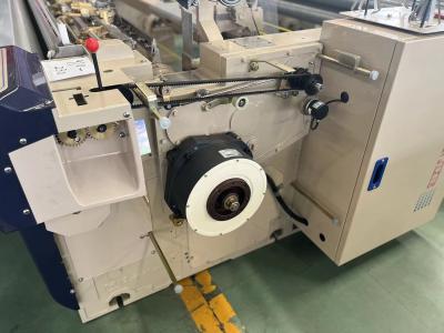 China Industrial Water Jet Loom 1000 RPM 170-360cm Reed Width Electronic Dobby Weaving Machine for sale