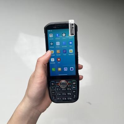 China Industrial Handheld PDA 6GB RAM 64GB ROM 4.2 Inch IP66 Waterproof with 20MP Camera for sale