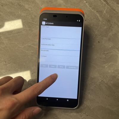 China Android 10 Handheld Terminal 6.2 Inch IPS Display Bluetooth 50m Range NFC GPS WiFi for sale