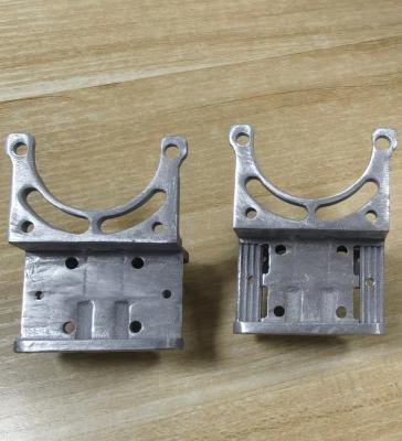 China OEM Custom Precision CNC Machined Aluminum Mounting Bracket with Glass Bead Sandblasted Finish and ±0.01 mm Tolerance for sale