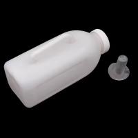 China 2L Capacity Calf Milk Feeder Bottle with Soft Silicone Nipple and Ergonomic Handle Design for Livestock Feeding for sale